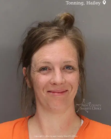 Hailey Tonning booked for Battery-Domestic Violence Without Traumatic ...