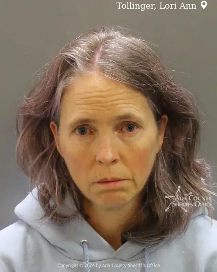 Lori Tollinger booked for Forgery | I18-3601