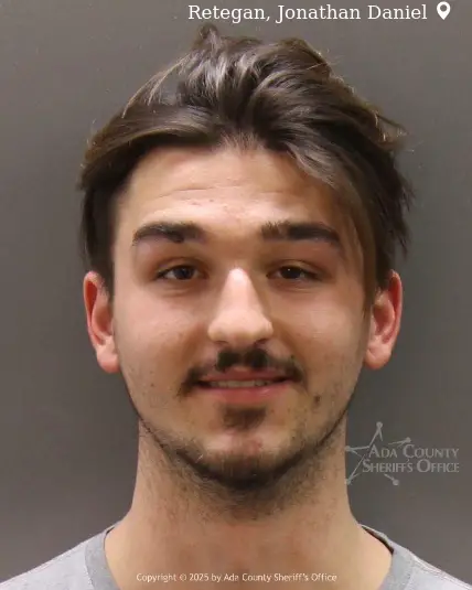 Jonathan Retegan booked for Battery-Domestic Violence Without Traumatic ...