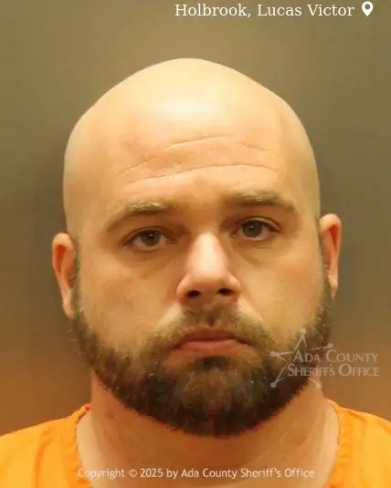 Lucas Holbrook booked for Controlled Substance-Possession of | I37-2732 ...