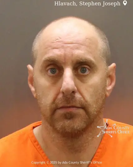Stephen Hlavach booked for Strangulation (Attempted) | I18-923