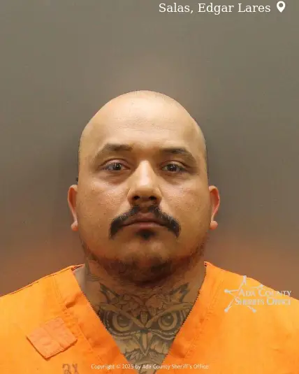 Edgar Salas booked for Strangulation (Attempted) | I18-923