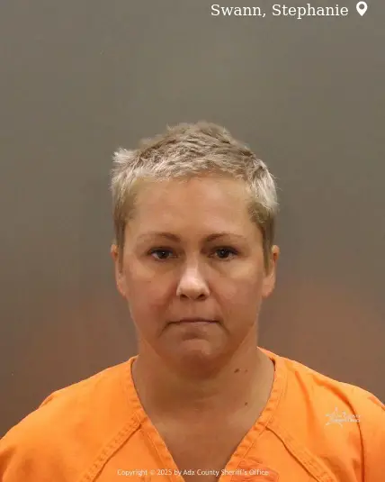 Stephanie Swann booked for Assault-Aggravated | I18-905