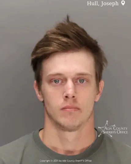 Joseph Hull booked for Accident-Fail to Stop for Damage Accident or ...